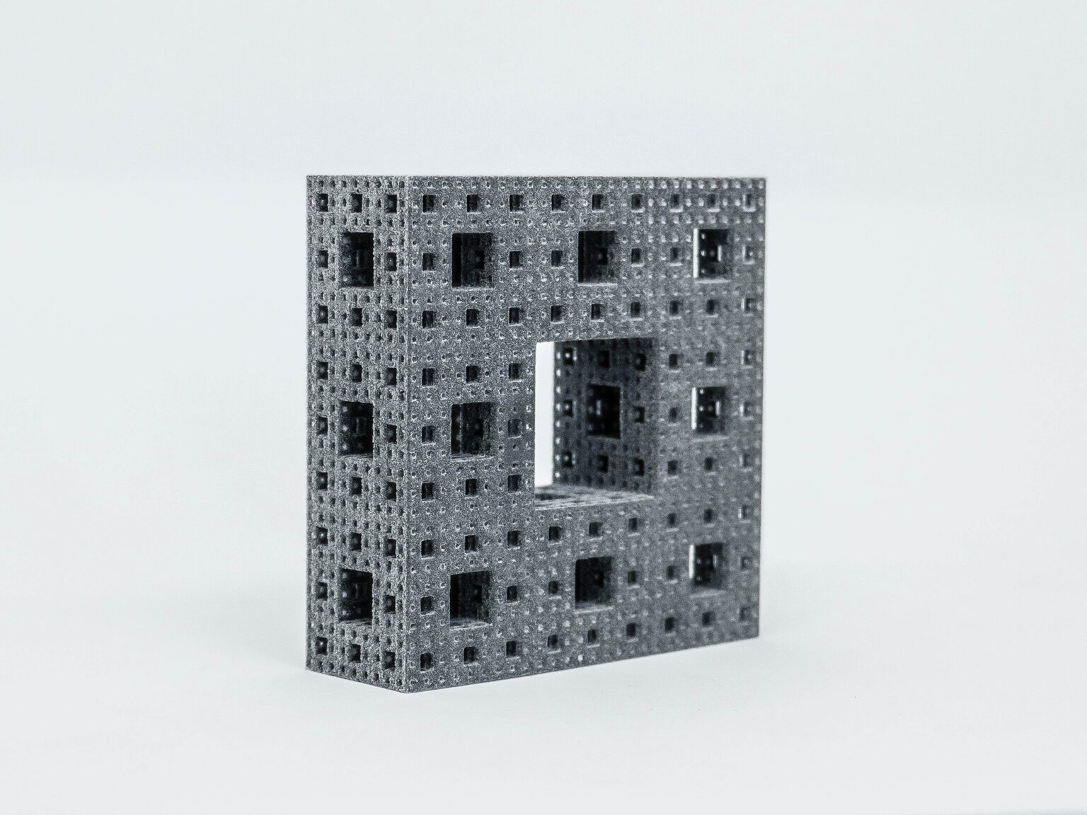 High-speed sintering of 3D polymer parts| voxeljet